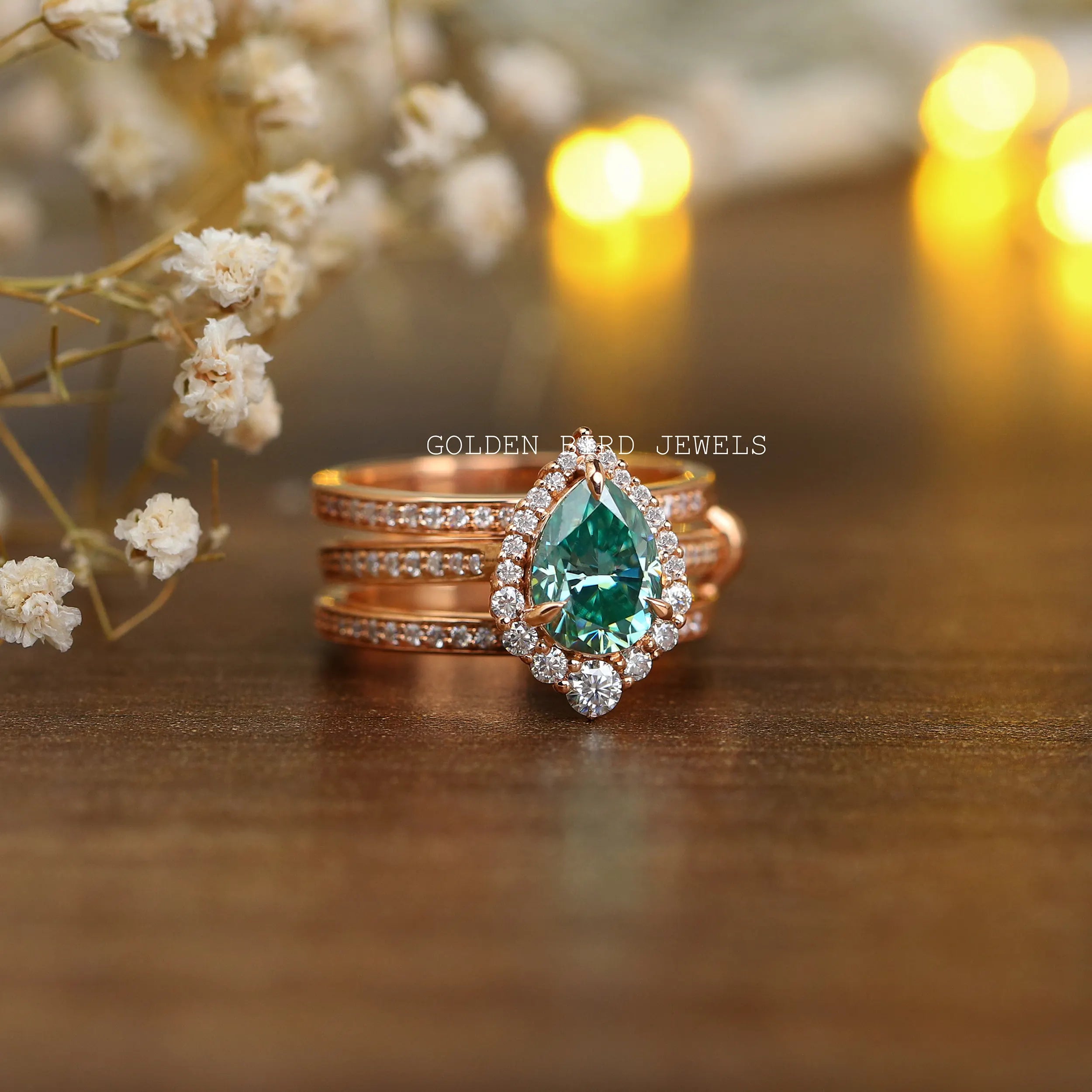 Pear Shaped Wedding Ring Set